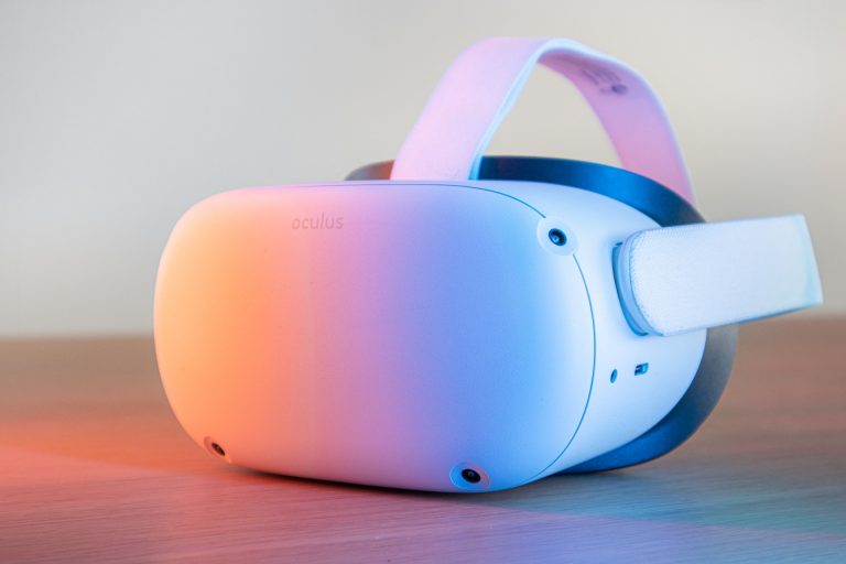 How Long Does the Oculus Quest 2 Take to Charge? - Rehack