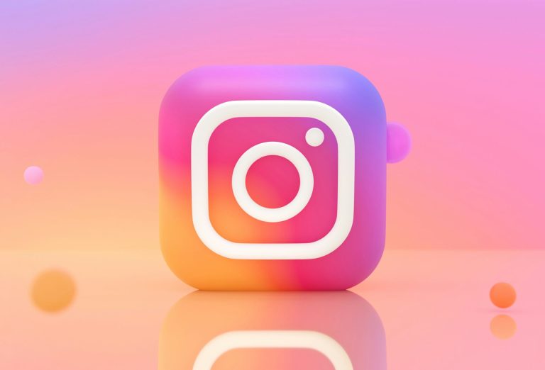 How To Do a Collab Post on Instagram - Rehack