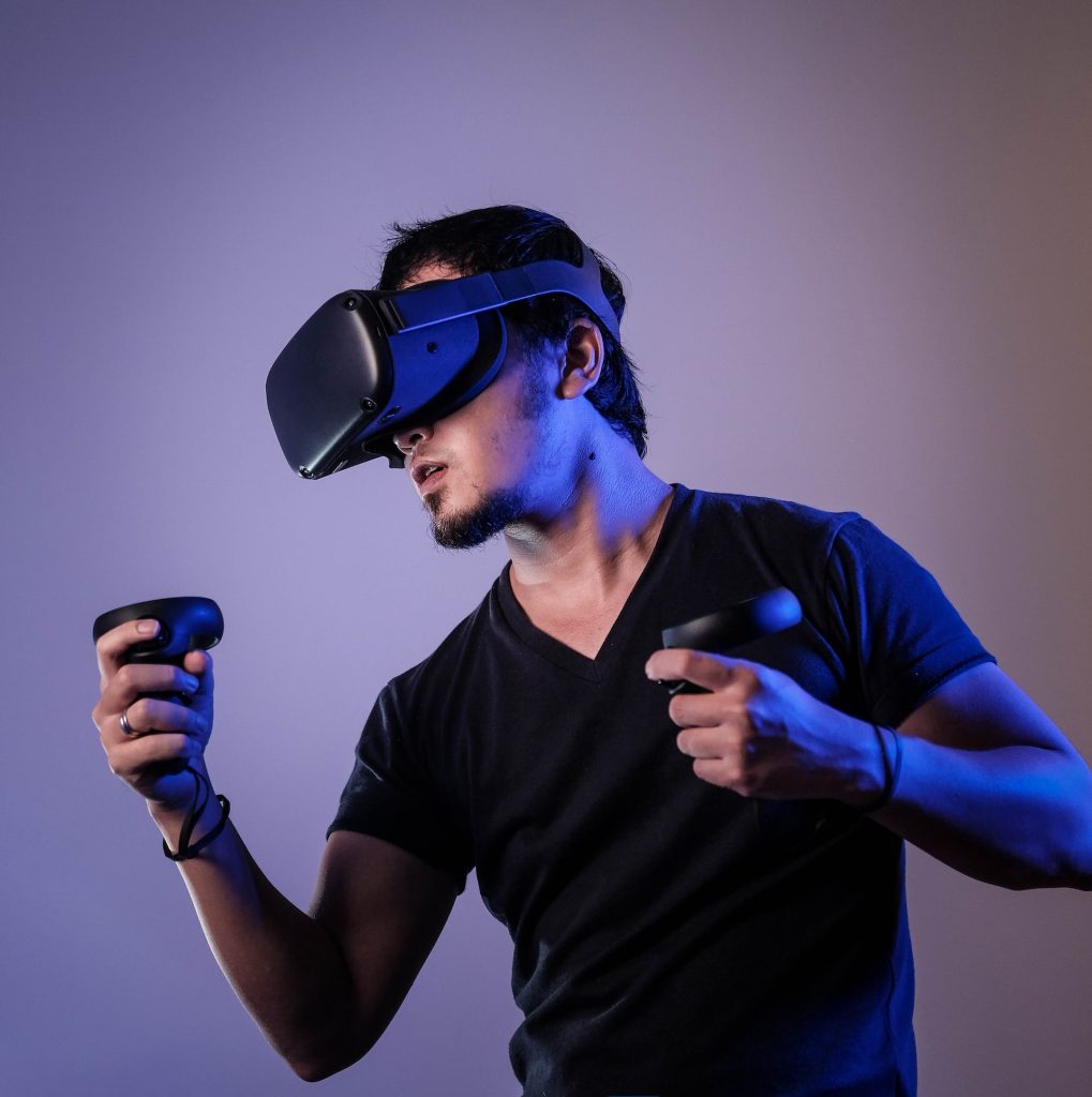 What is Fully Immersive Virtual Reality? - Rehack