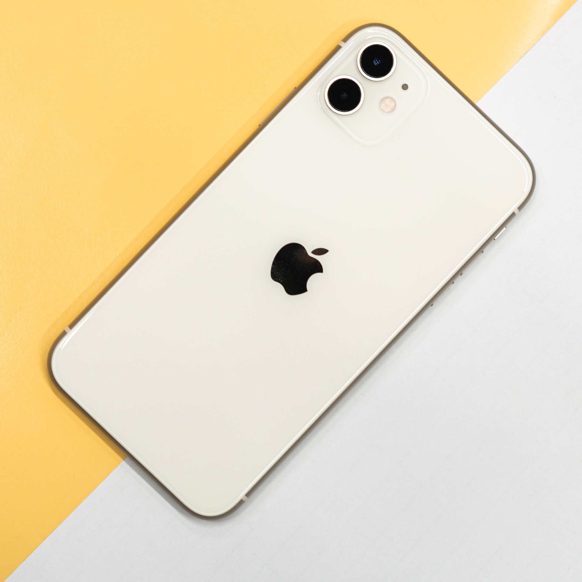 How to Close Apps on iPhone and 8 Other Tips - Rehack